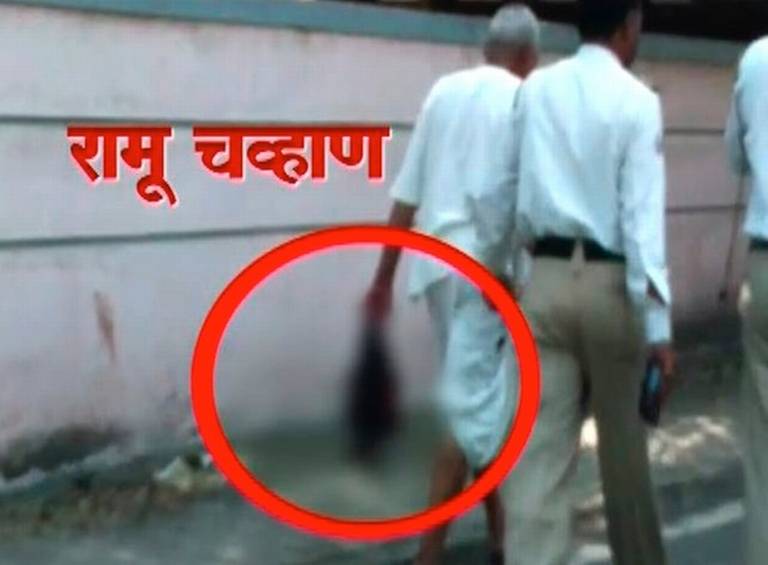 60 Year Old Man Beheads Wife Walks Streets With Her Head In Hand